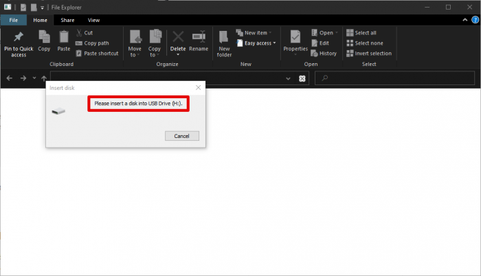 How to Recover Files From a Corrupted Flash Drive (2025)